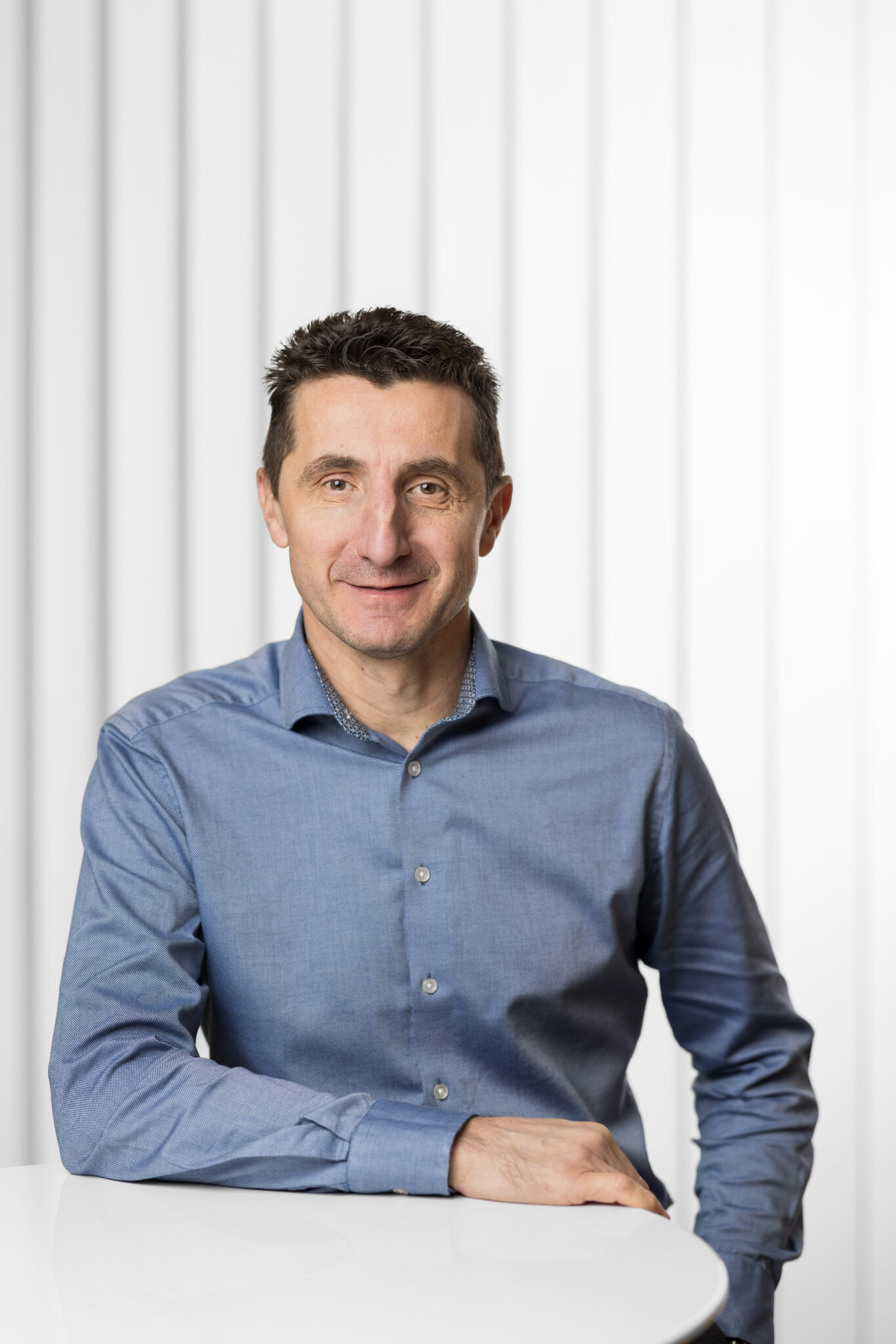 Kontakta oss - Proton